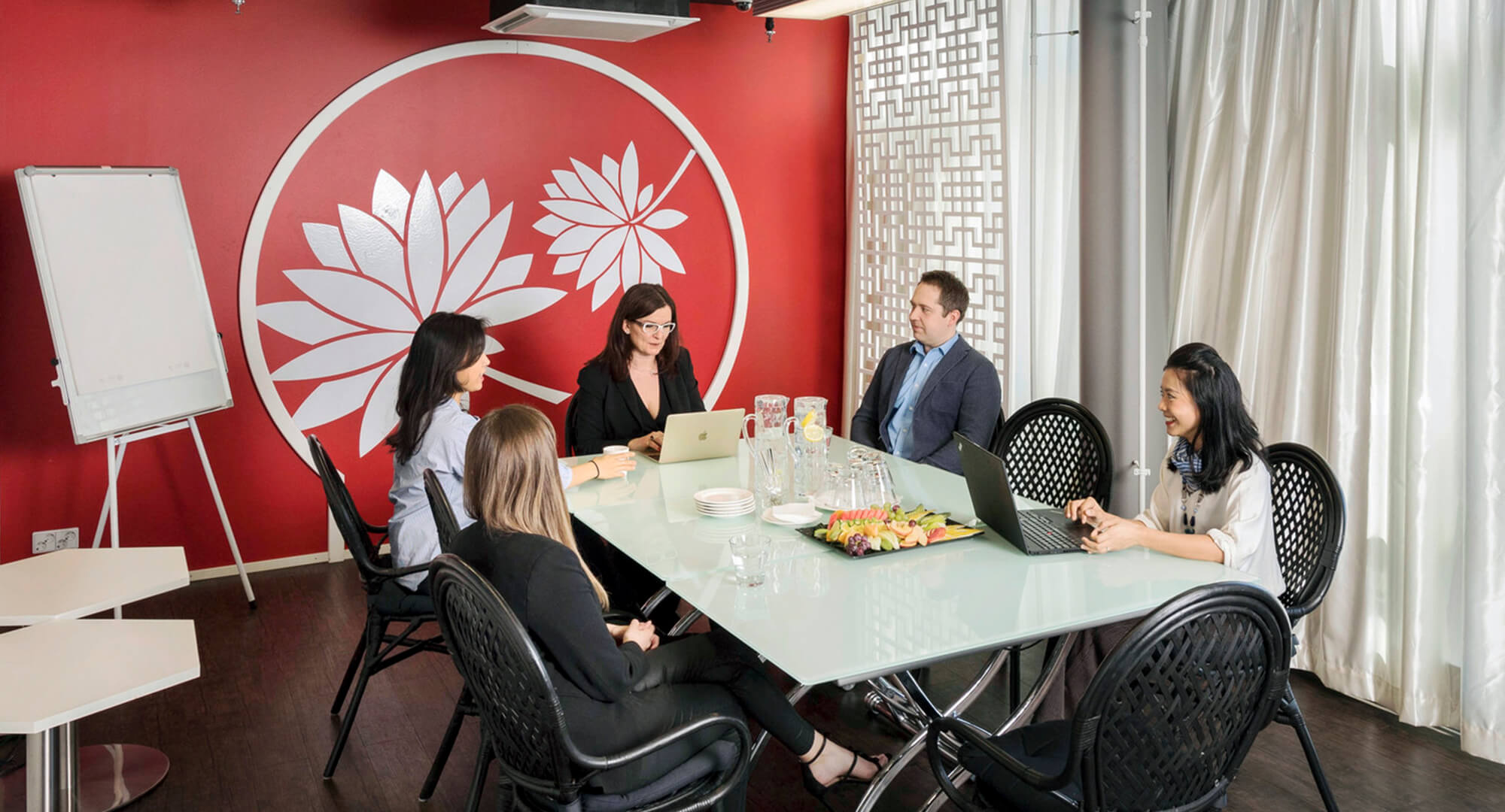 How to Write Excellent Meeting Minutes - HUONE International